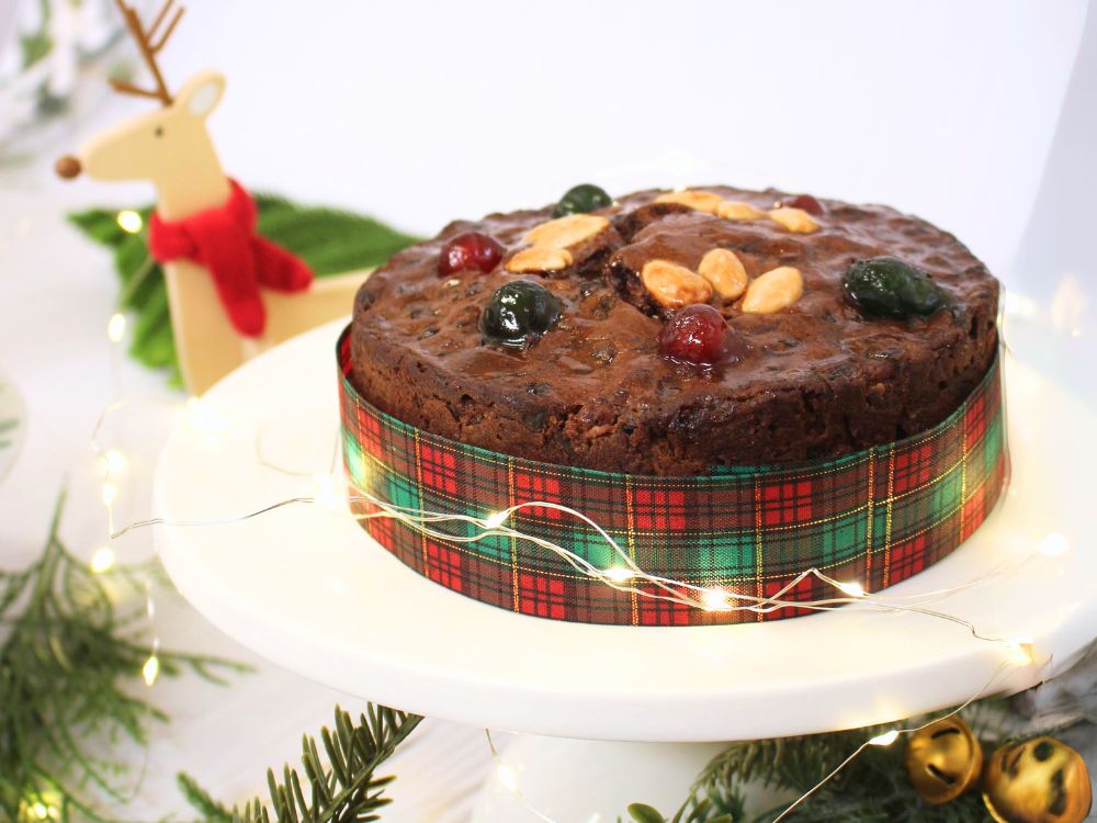 Make Christmas Magical - Miss Maud